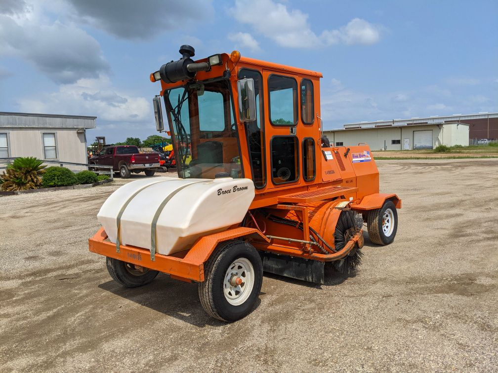 2017 Broce RCT-350 Sweeper - 576328 - Machine New
