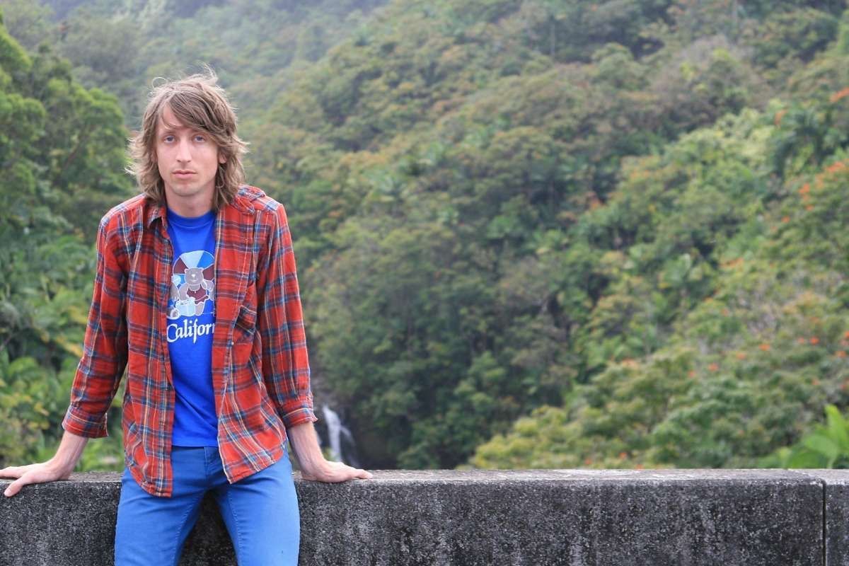 Contact | Luke Sweeney