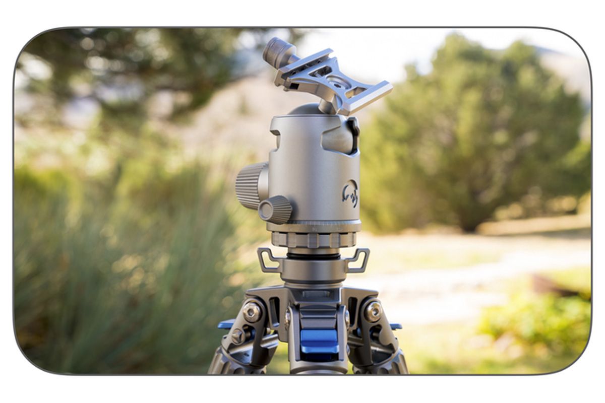 The “World’s First” Titanium Tripod System