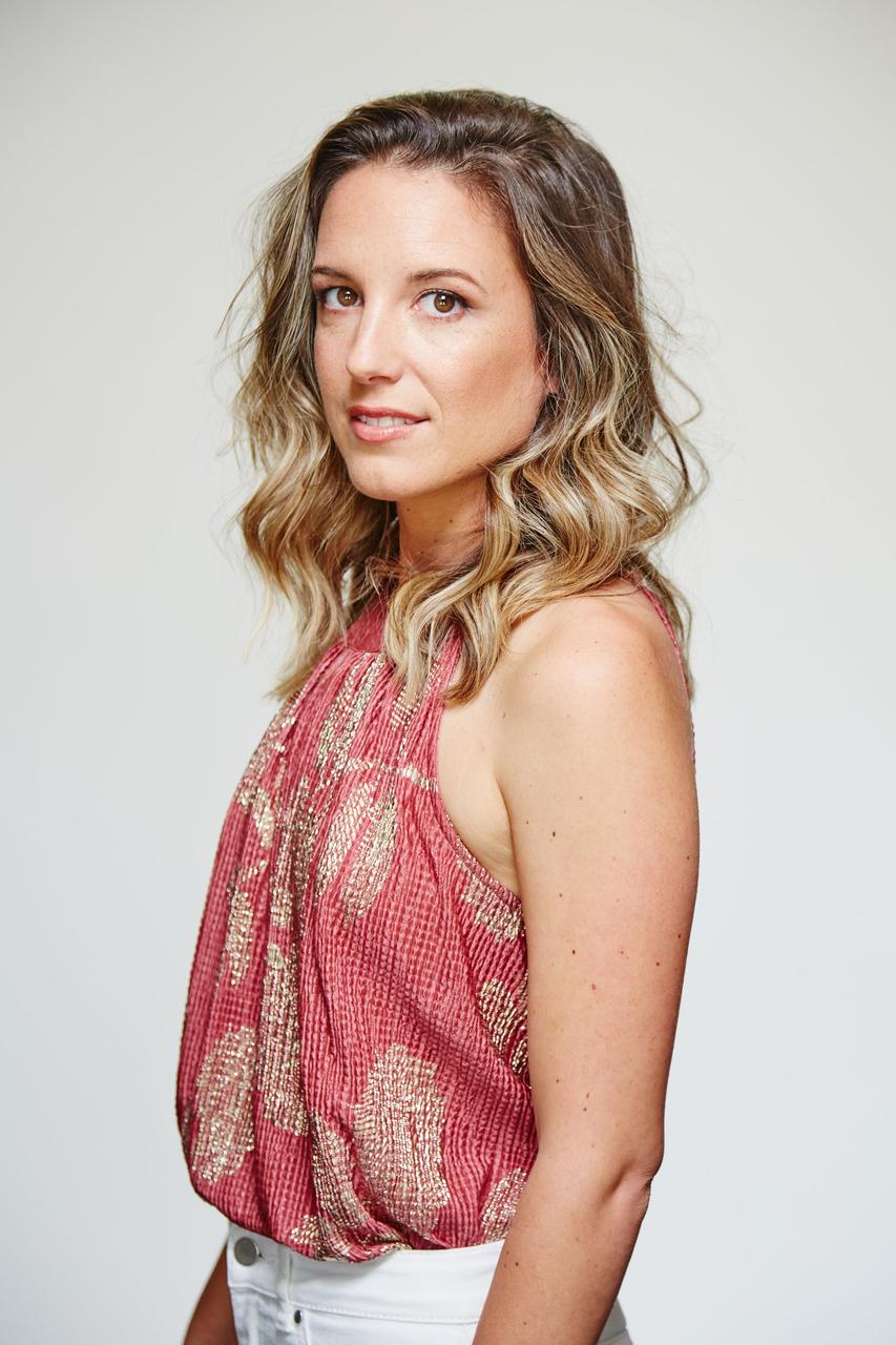 Lindsey Victoria | Acting & Presenting